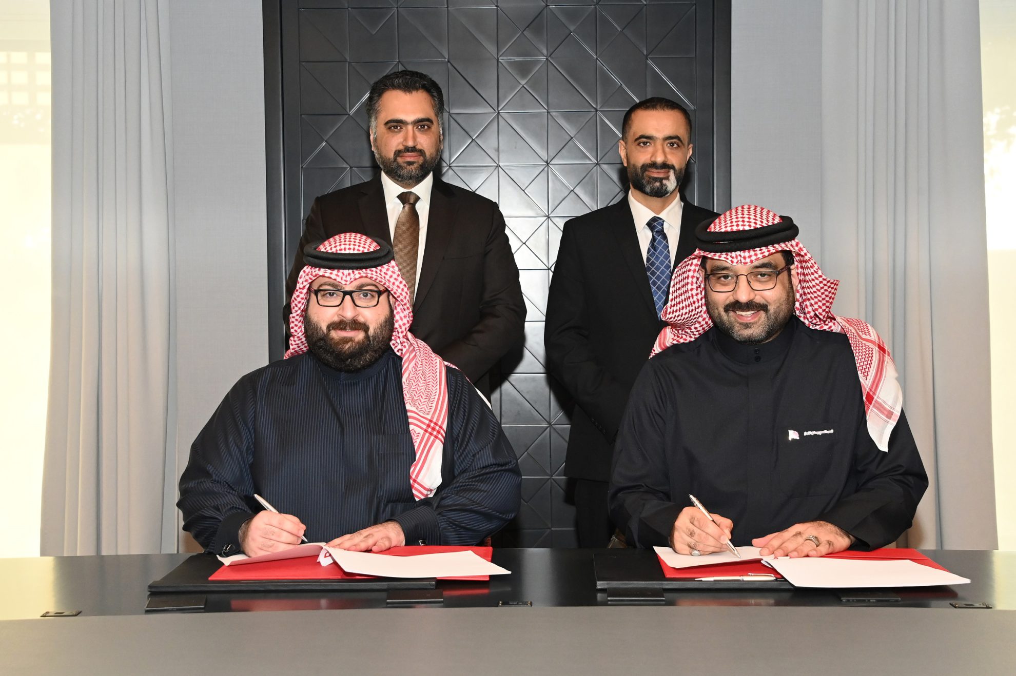 Batelco Signs Agreement with Bahrain Development for SME Society - Batelco